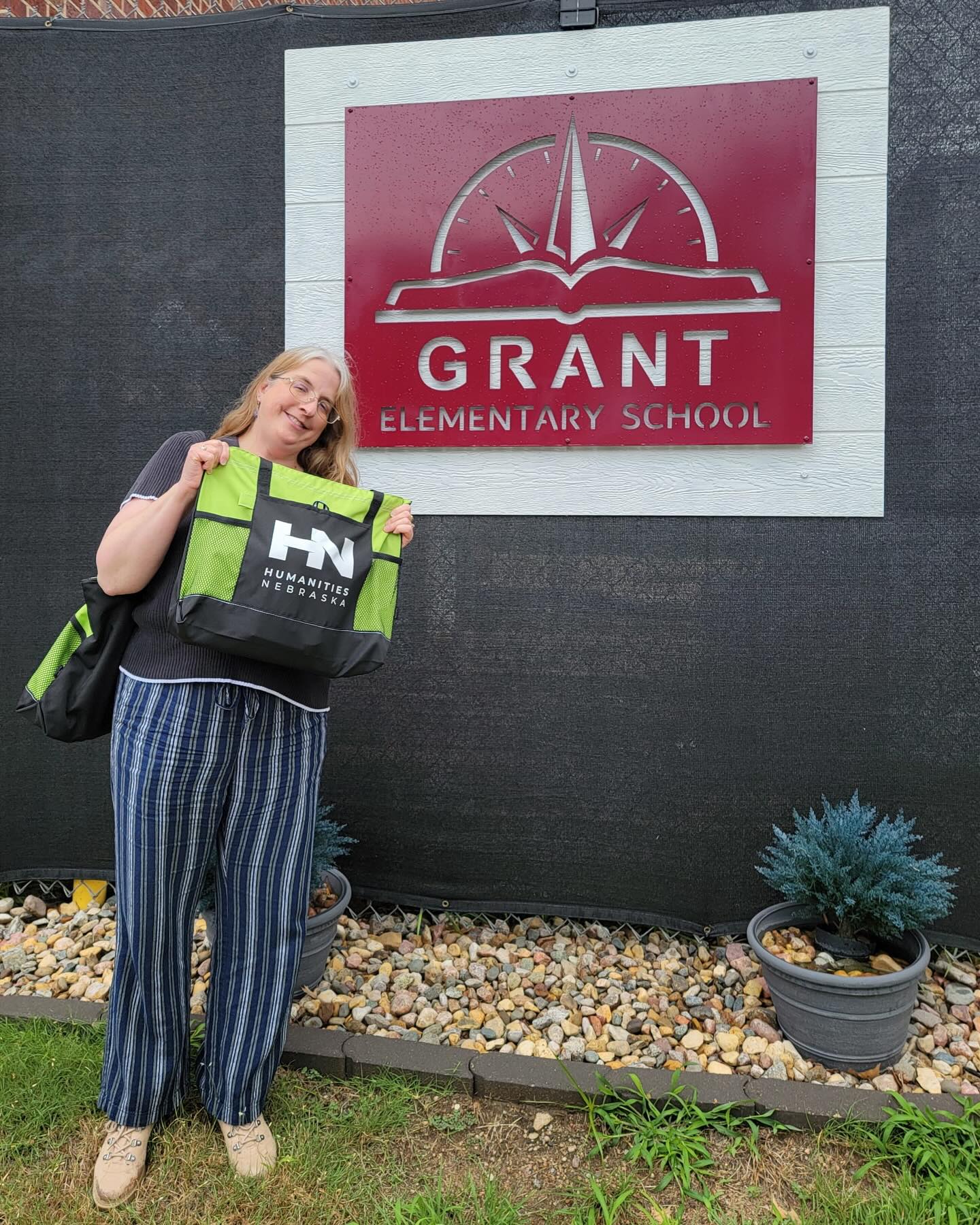 Erika delivering summer reading kits - Federation of State Humanities ...